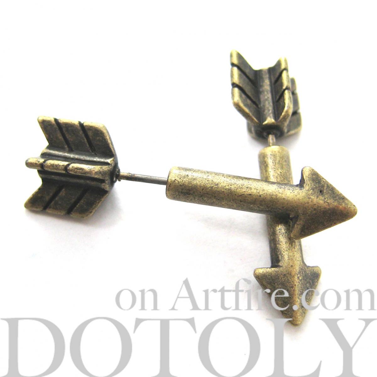 Fake Gauge Realistic Arrow Shaped 3d Plug Stud Earrings In Brass on Luulla